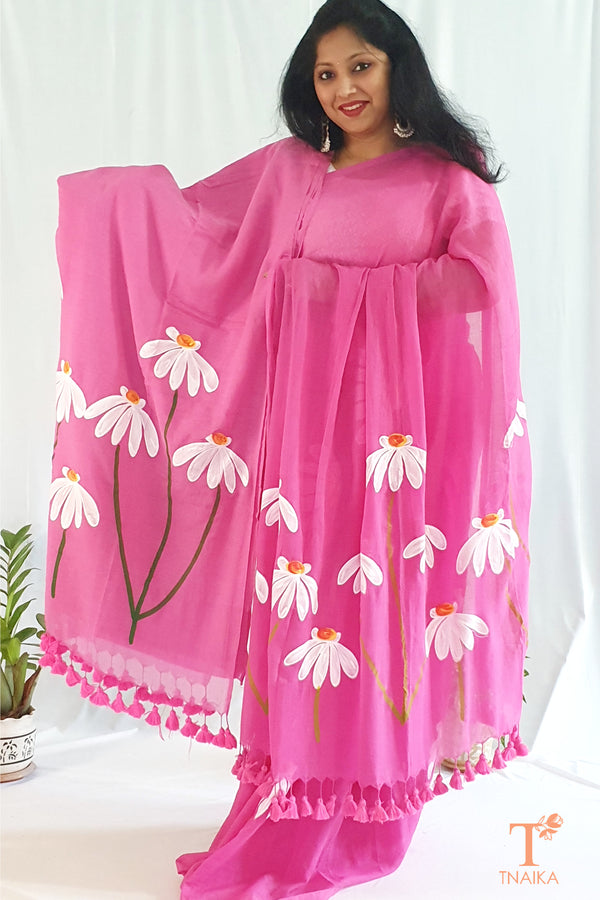Hand Painted Sarees: Unique & Colorful Designs for Every Occasion – Tnaika™